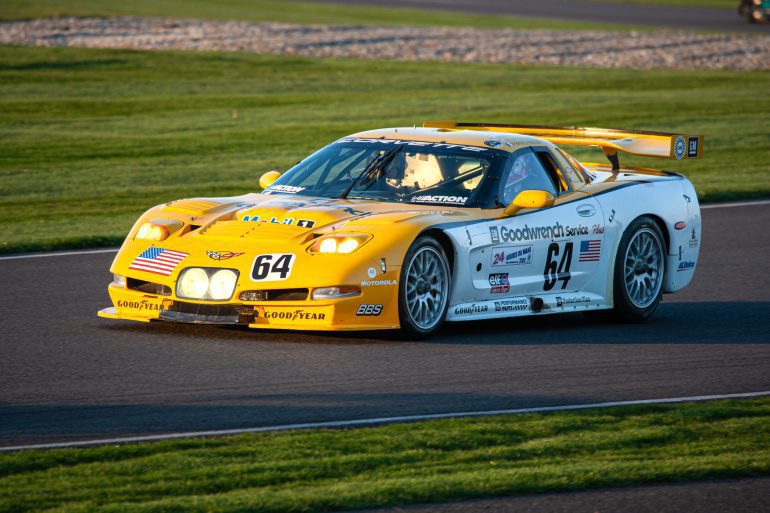 GT1 Glory at Goodwood