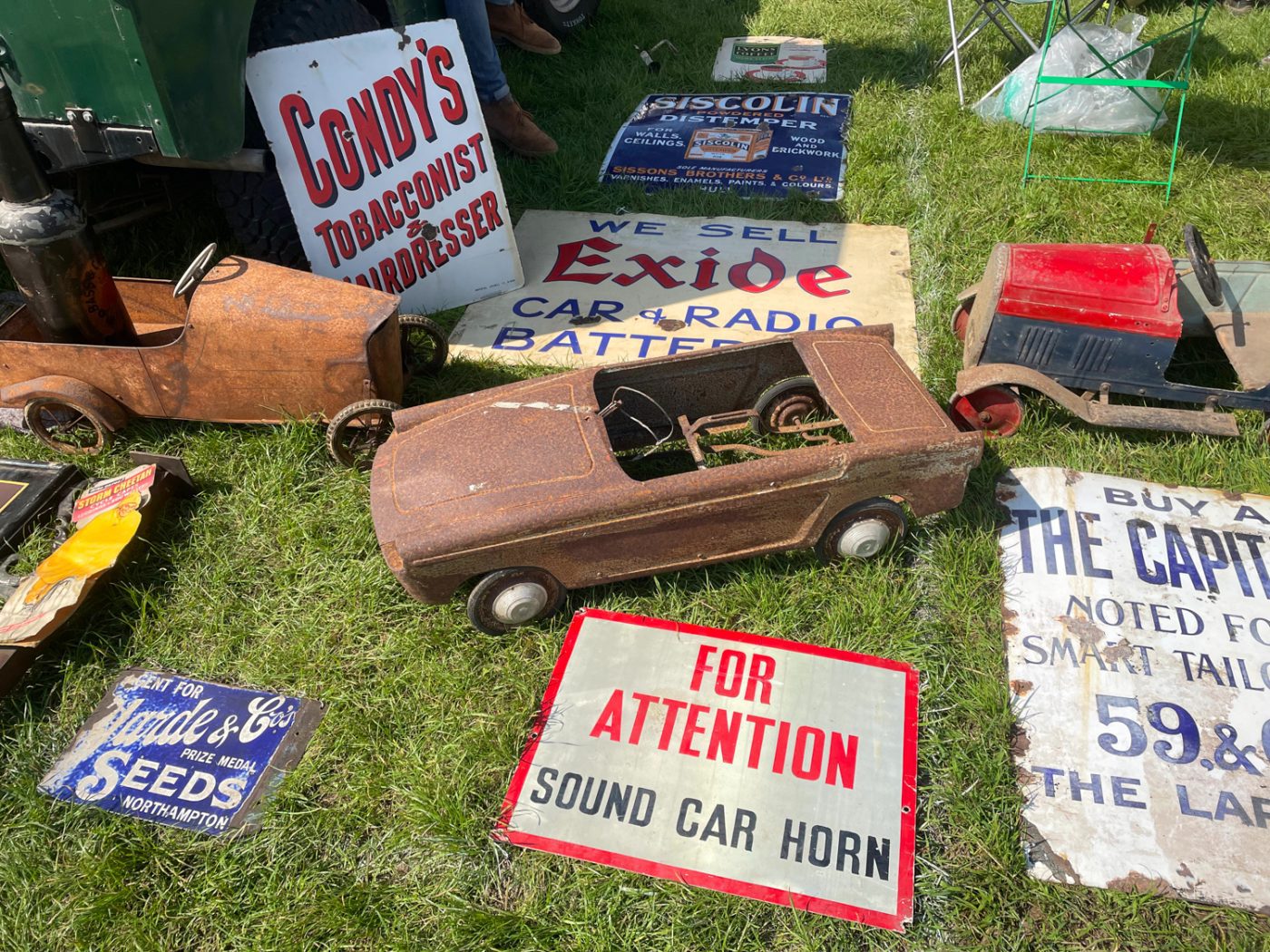 Beaulieu Spring Autojumble 2023