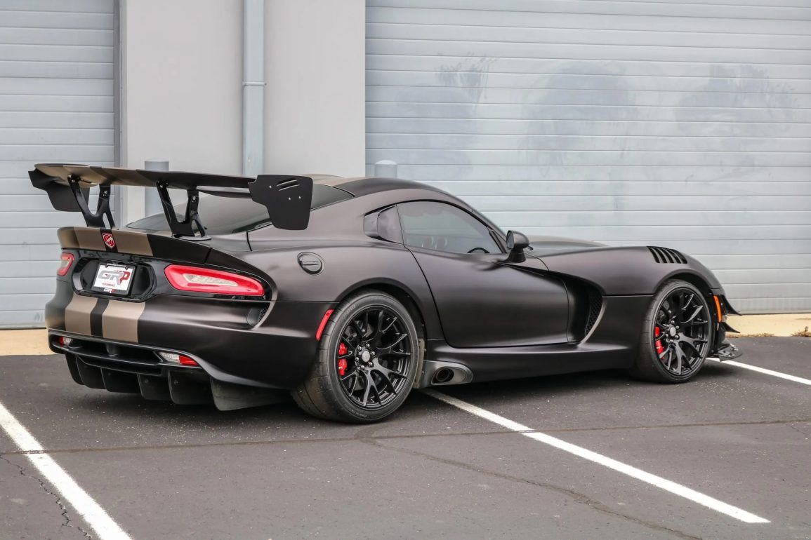 Car Of The Day: 2017 Dodge Viper GTC ACR Extreme #00001