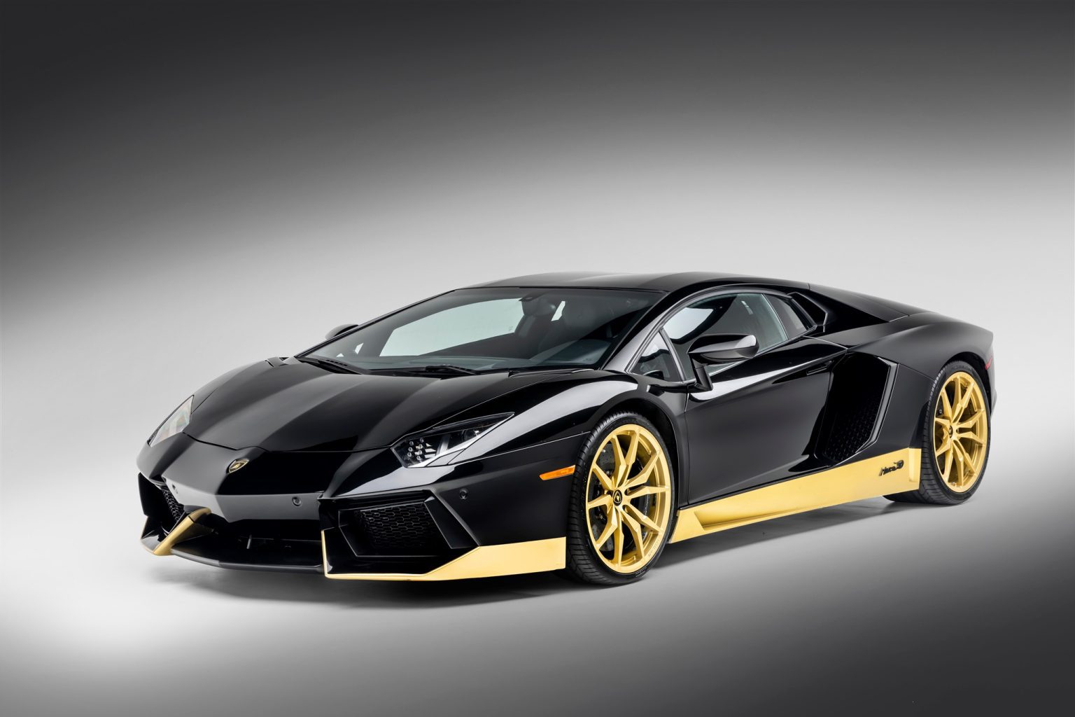 Car Of The Day: 2017 Lamborghini Aventador LP700-4 Miura 50 Homage Edition
