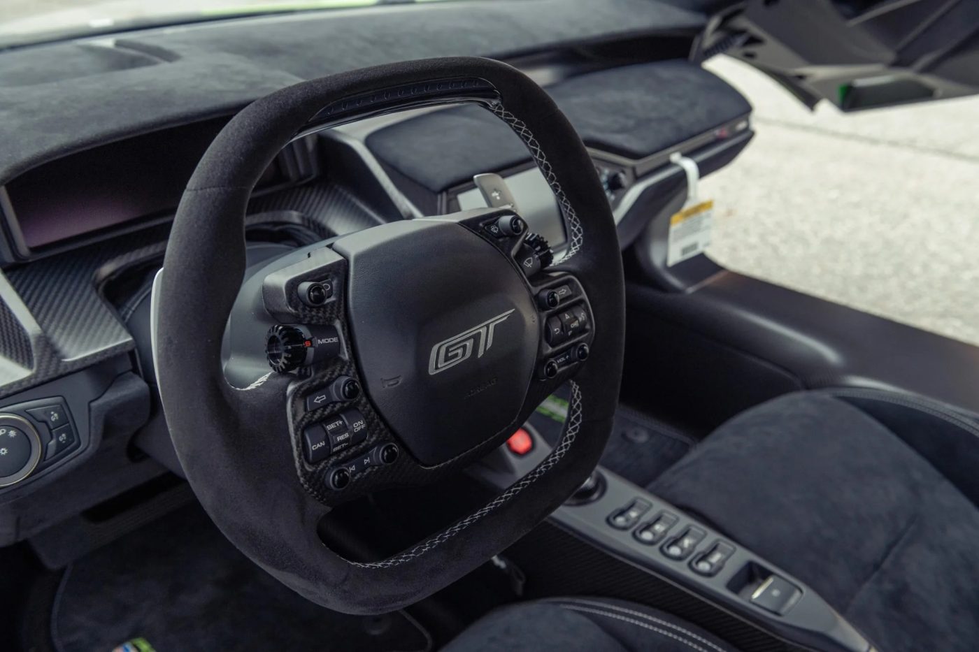 Car Of The Day: 2019 Ford GT Carbon Series