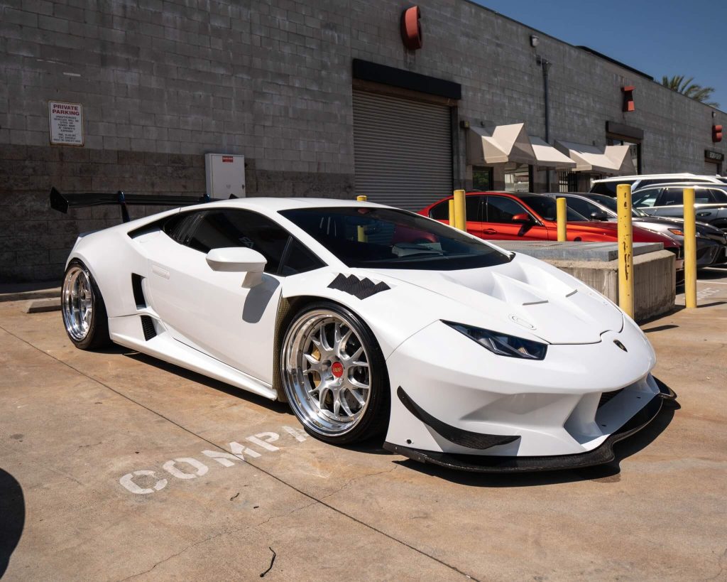 Car Of The Day: 2017 Lamborghini Huracan LP 580-2 Super Trofeo Widebody