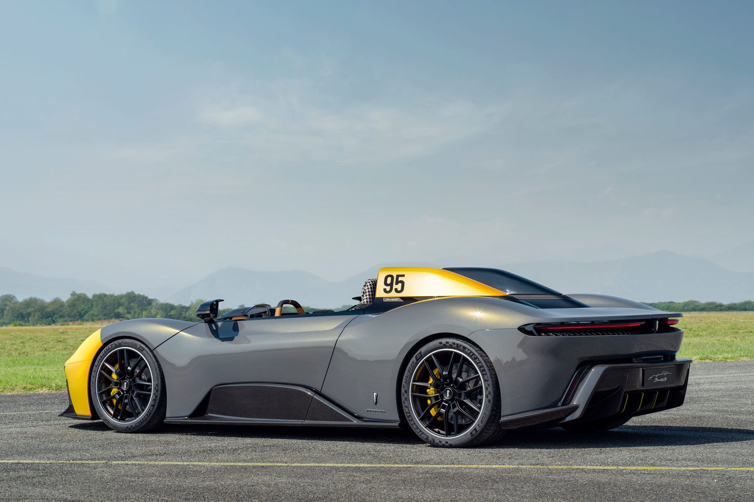 2025 Automobili Pininfarina B95