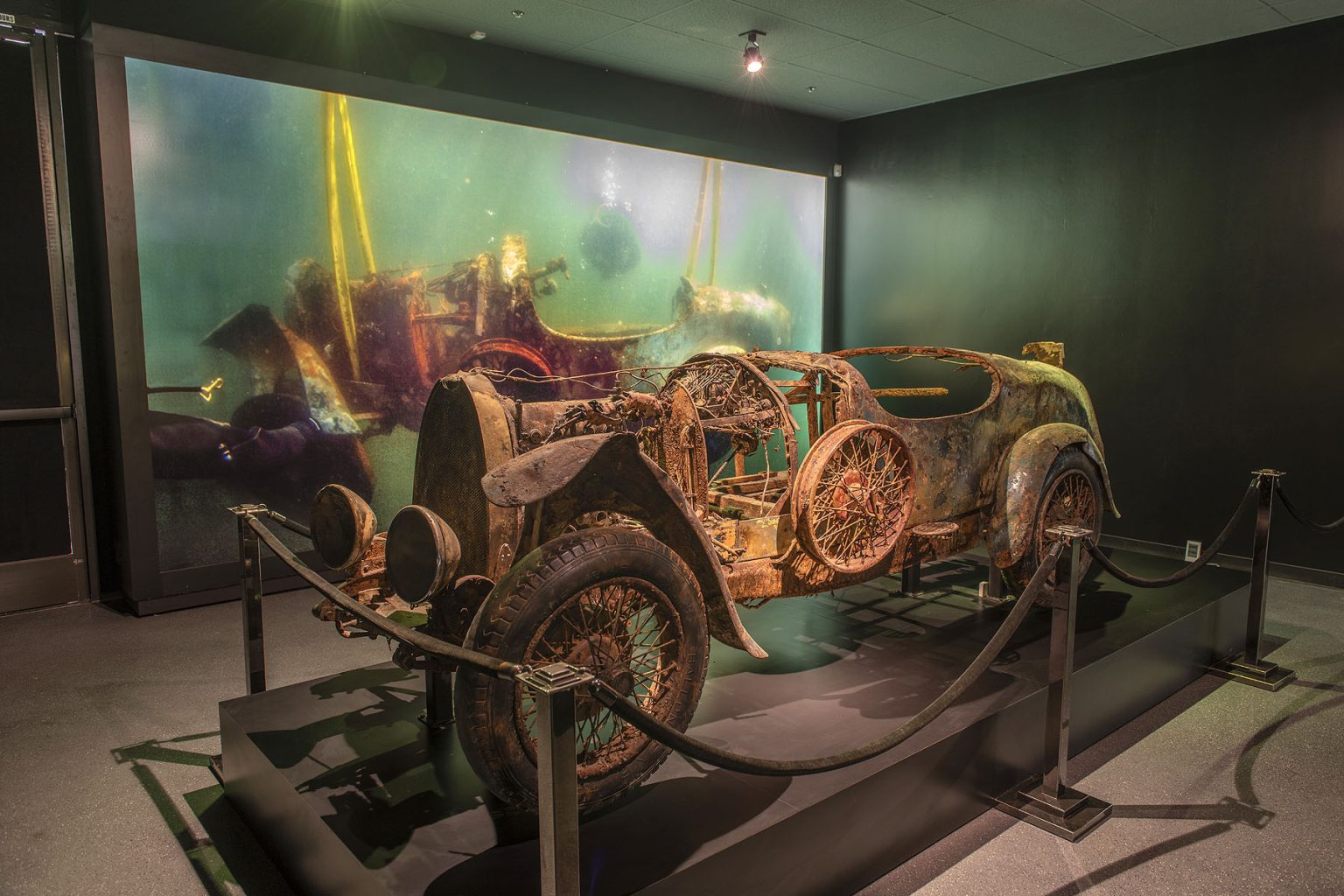 Peter and Merle Mullin receive the Lifetime Achievement Award