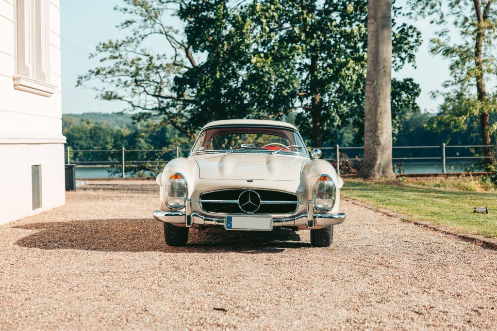 Car Of The Day: 1963 Mercedes-Benz 300 SL Roadster