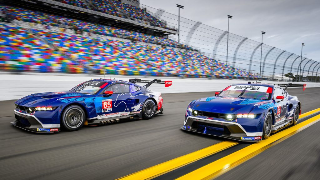 Ford brings the Mustang GT3 and GT4 to Daytona