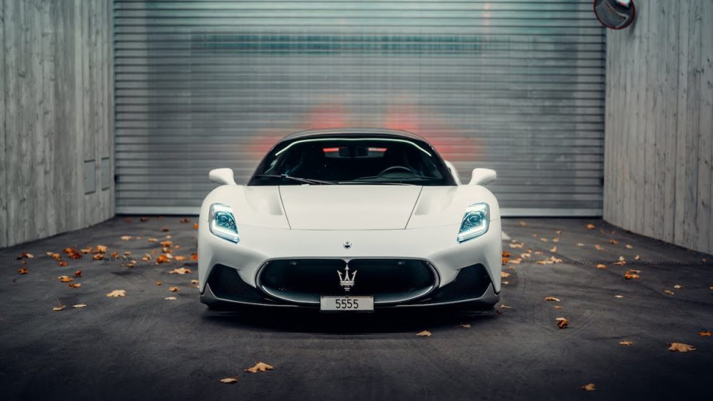 Gorgeous V12 Sound From A 2012 Ferrari 599XX Evoluzione