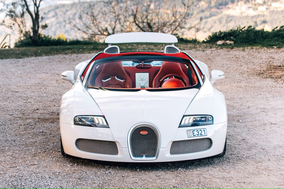FOR SALE: One-Off Bugatti Veyron Celebrating The Year Of The Dragon
