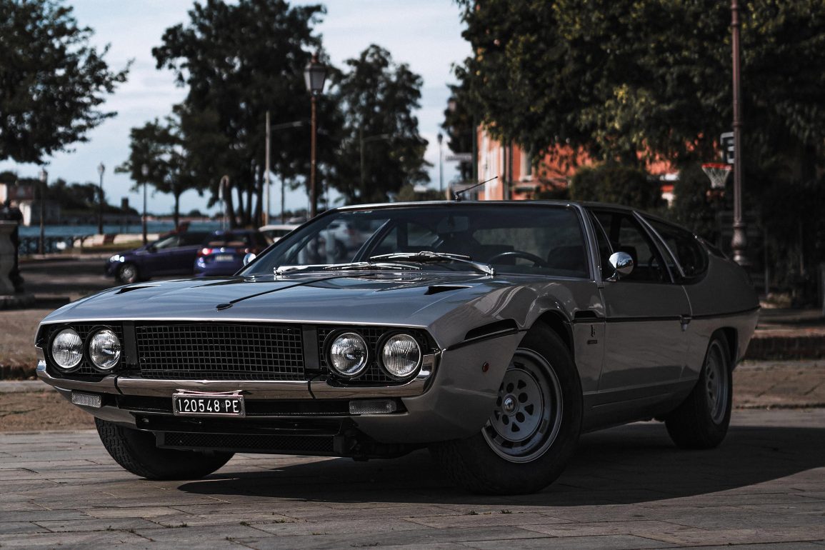 Lamborghini Espada (1968-1978) - The Ultimate Guide