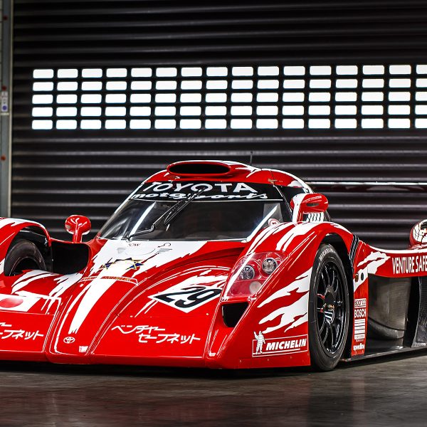 Toyota: Research, Reviews, Models & More