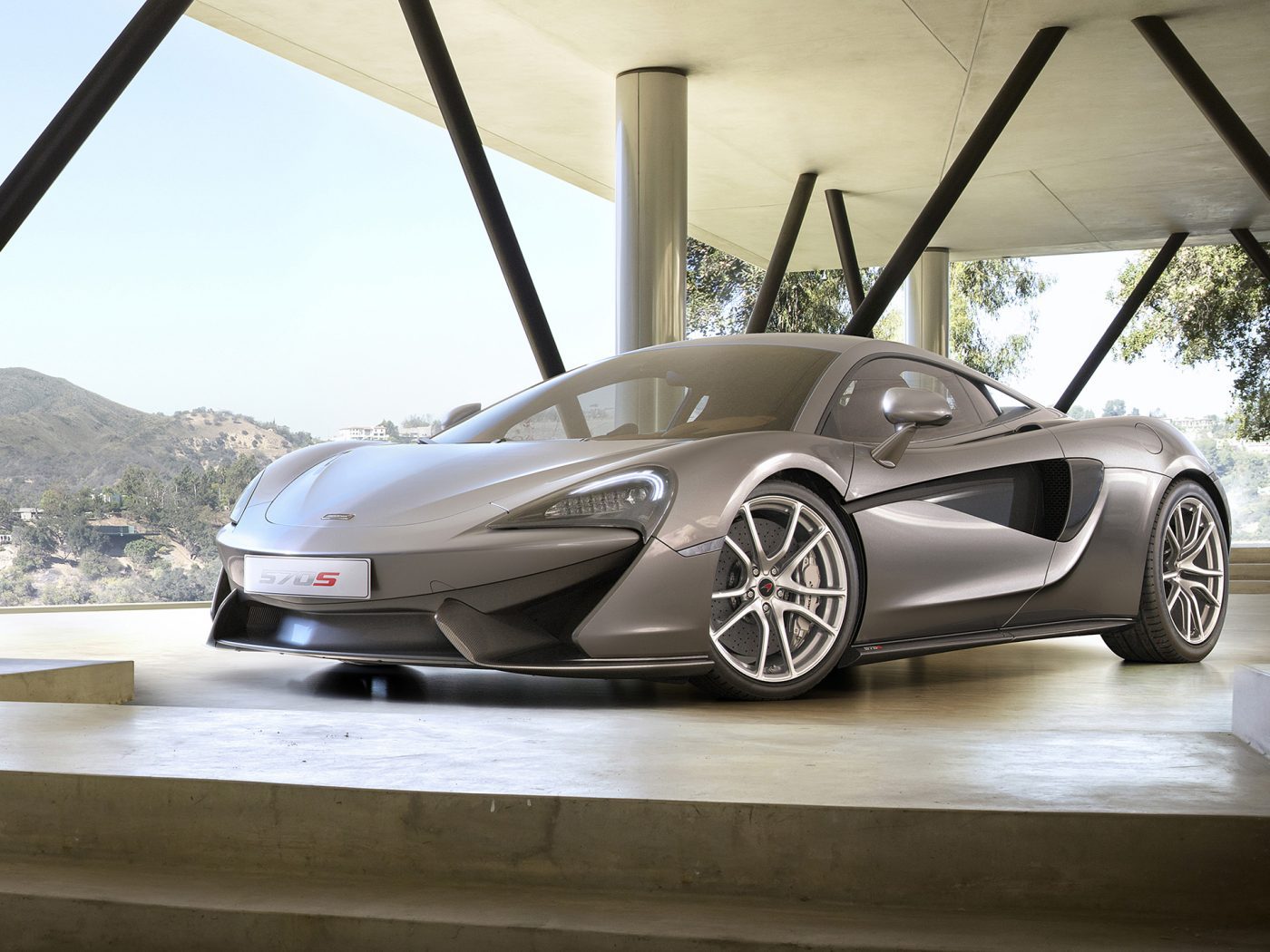 McLaren 570S - The Ultimate Guide & Research Hub