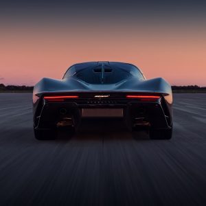 McLaren Speedtail - The Ultimate Guide & Research Hub
