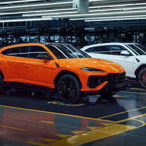 Lamborghini Urus - Ultimate Guide & Research Hub