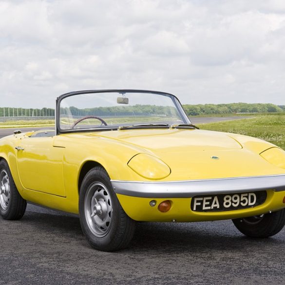 Lotus Elan - The Ultimate Guide