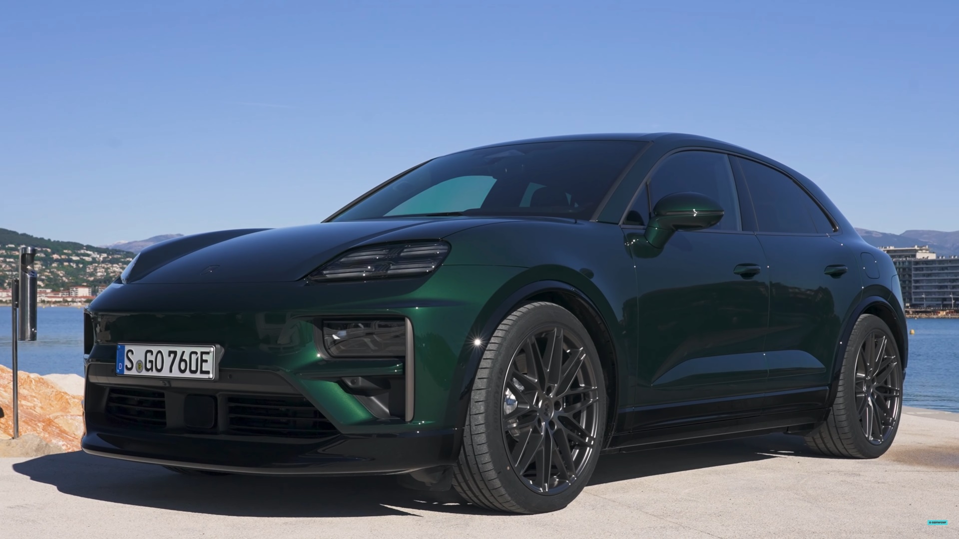 VIDEO: The New Porsche Macan Has A 911-esque Vibe