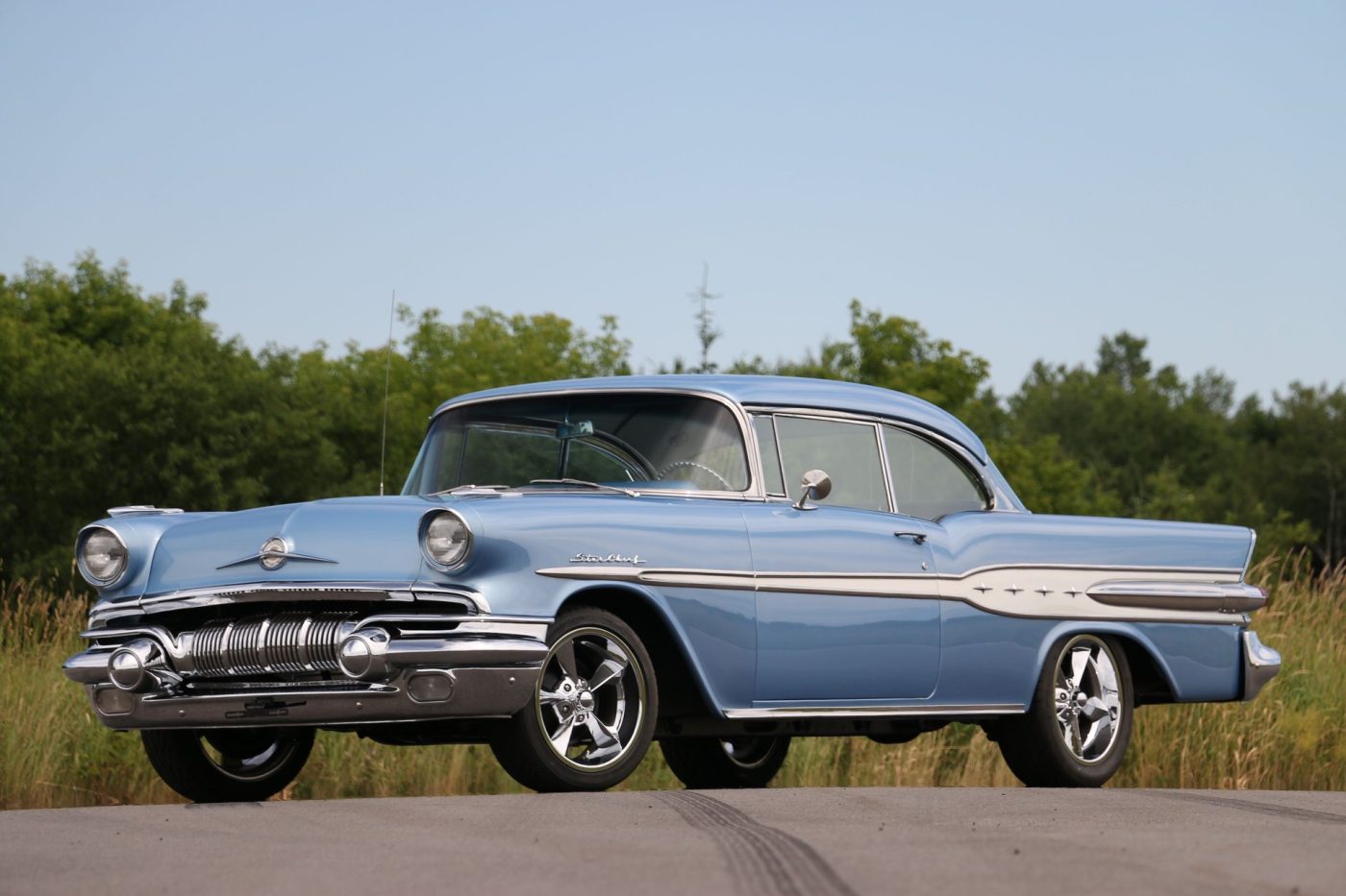 Pontiac Star Chief - Ultimate Guide & Research Hub