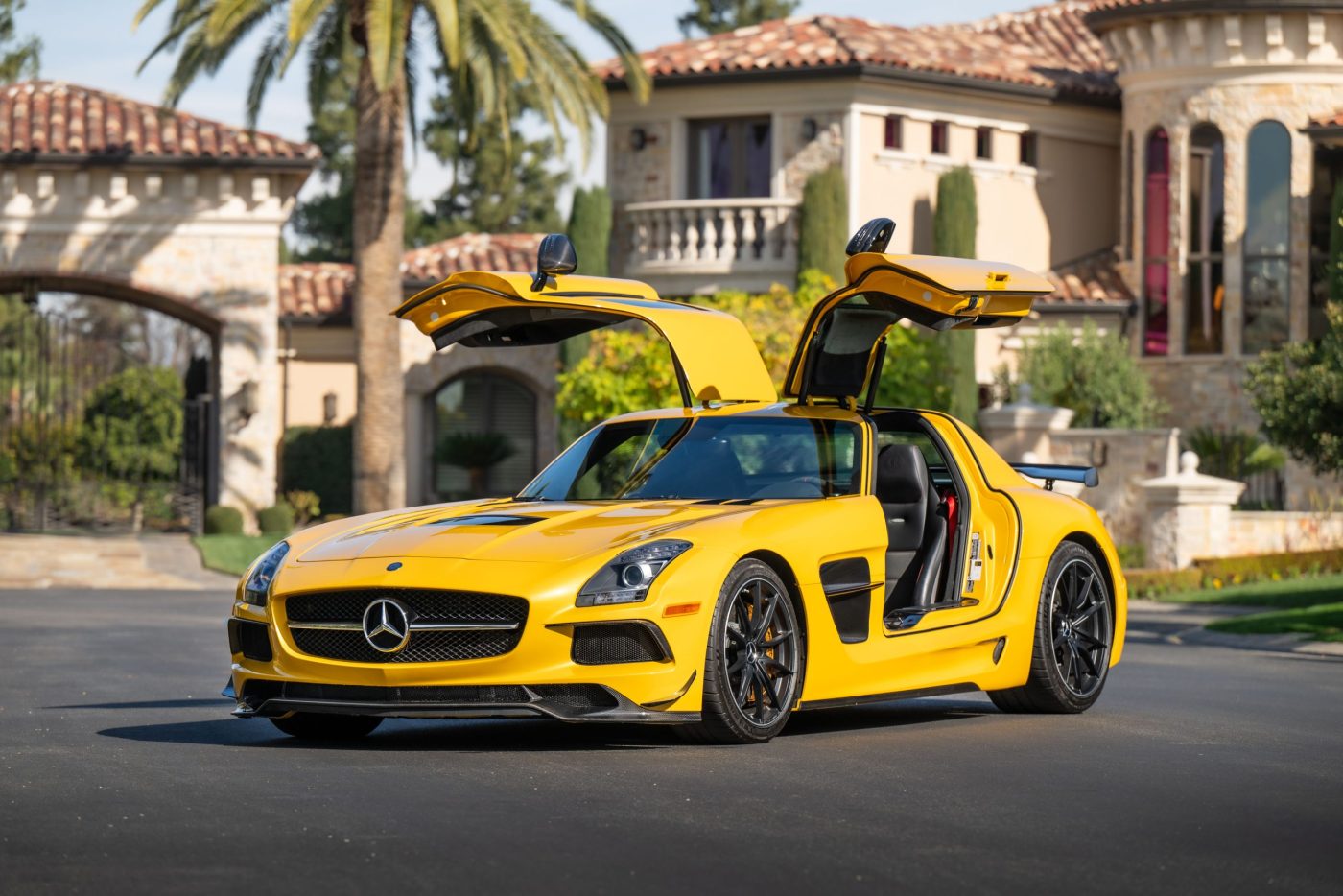 Car Of The Day: 2014 Mercedes-Benz SLS AMG Black Series