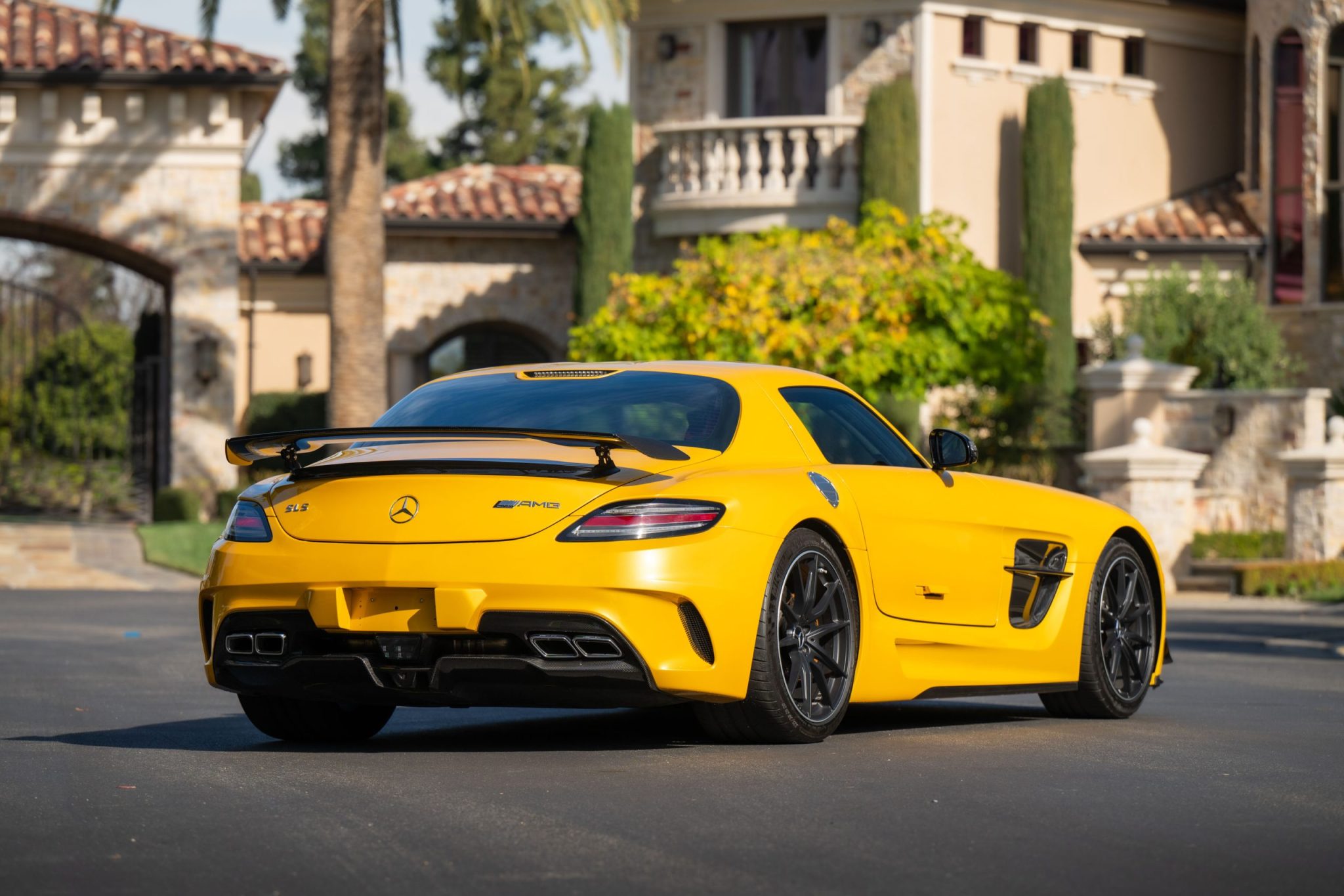 Car Of The Day: 2014 Mercedes-Benz SLS AMG Black Series