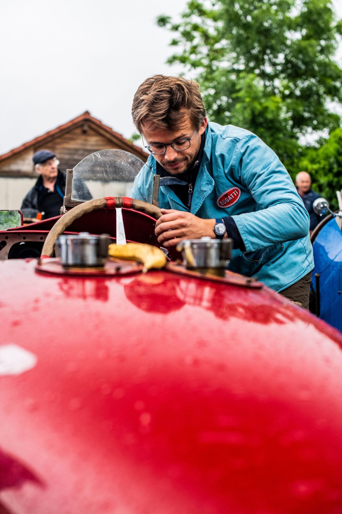 Bugatti enthusiasts embark on epic journey