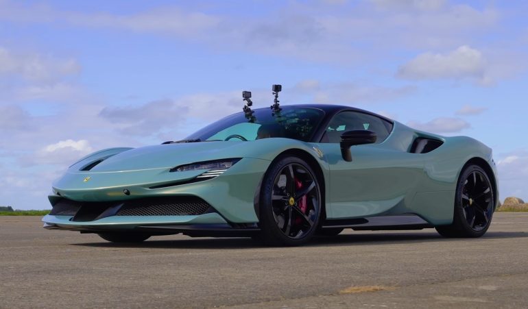 VIDEO: Carwow Drag Race: Ferrari Purosangue vs 812 GTS vs 296 GTB vs ...