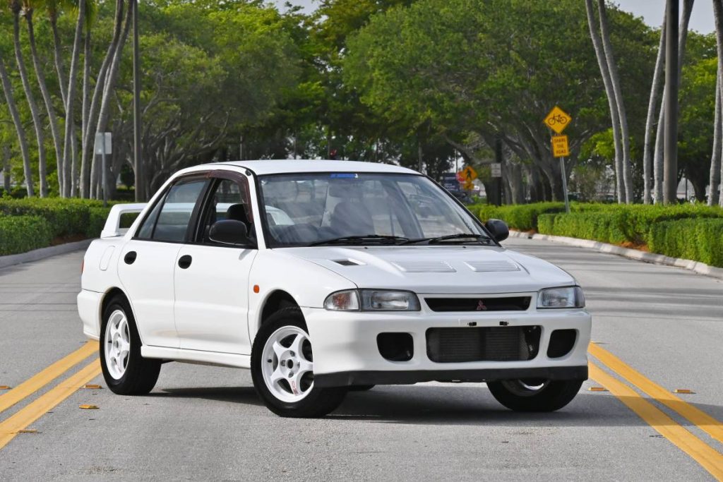 Mitsubishi Lancer Evolution - The Ultimate Guide & Research Hub