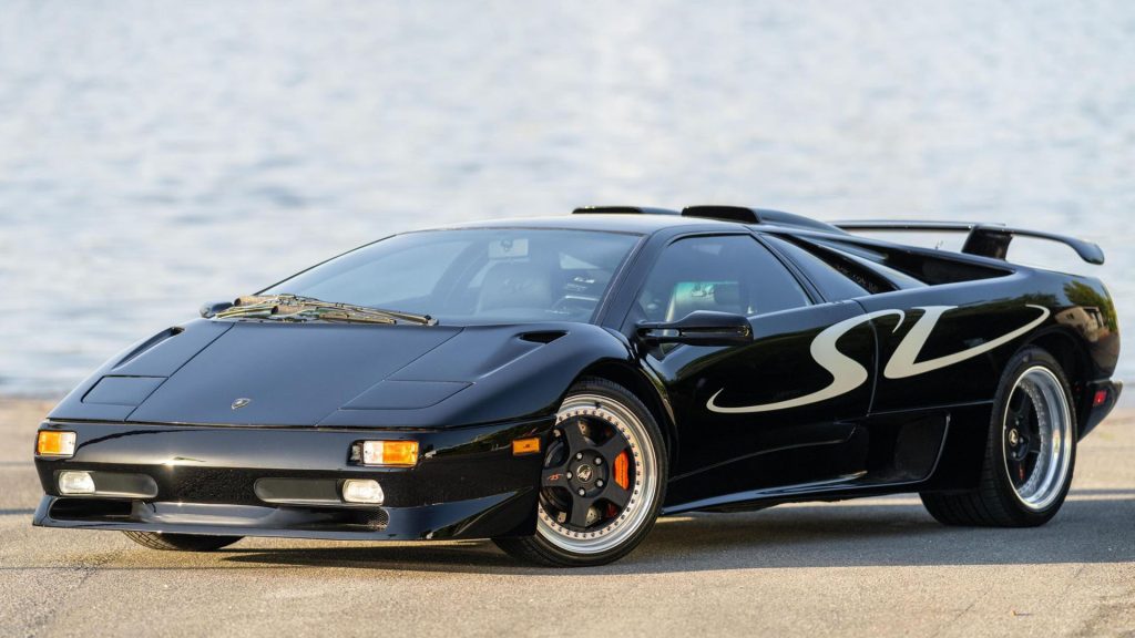 VIDEO: The Lamborghini Diablo SV is now a $600,000 classic