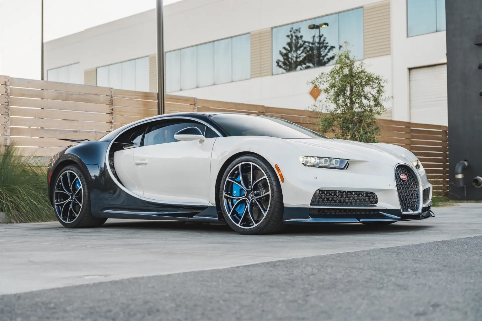 Custom 2019 Bugatti Chiron For Sale