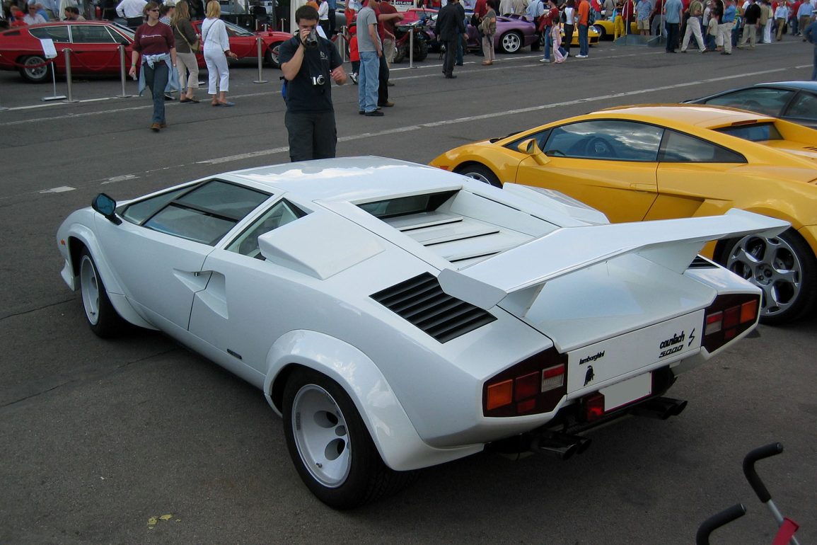 VIDEO: Jay Leno's Garage reviews the Lamborghini Countach 25th Anniversary