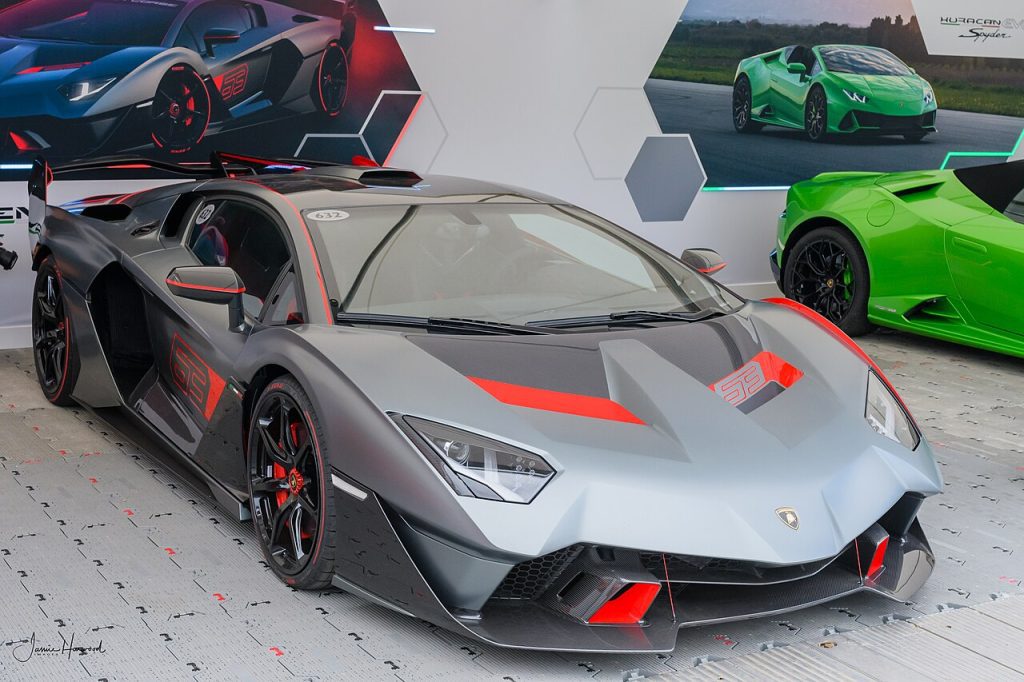 6 Crazy One-Off Supercars You Need To See