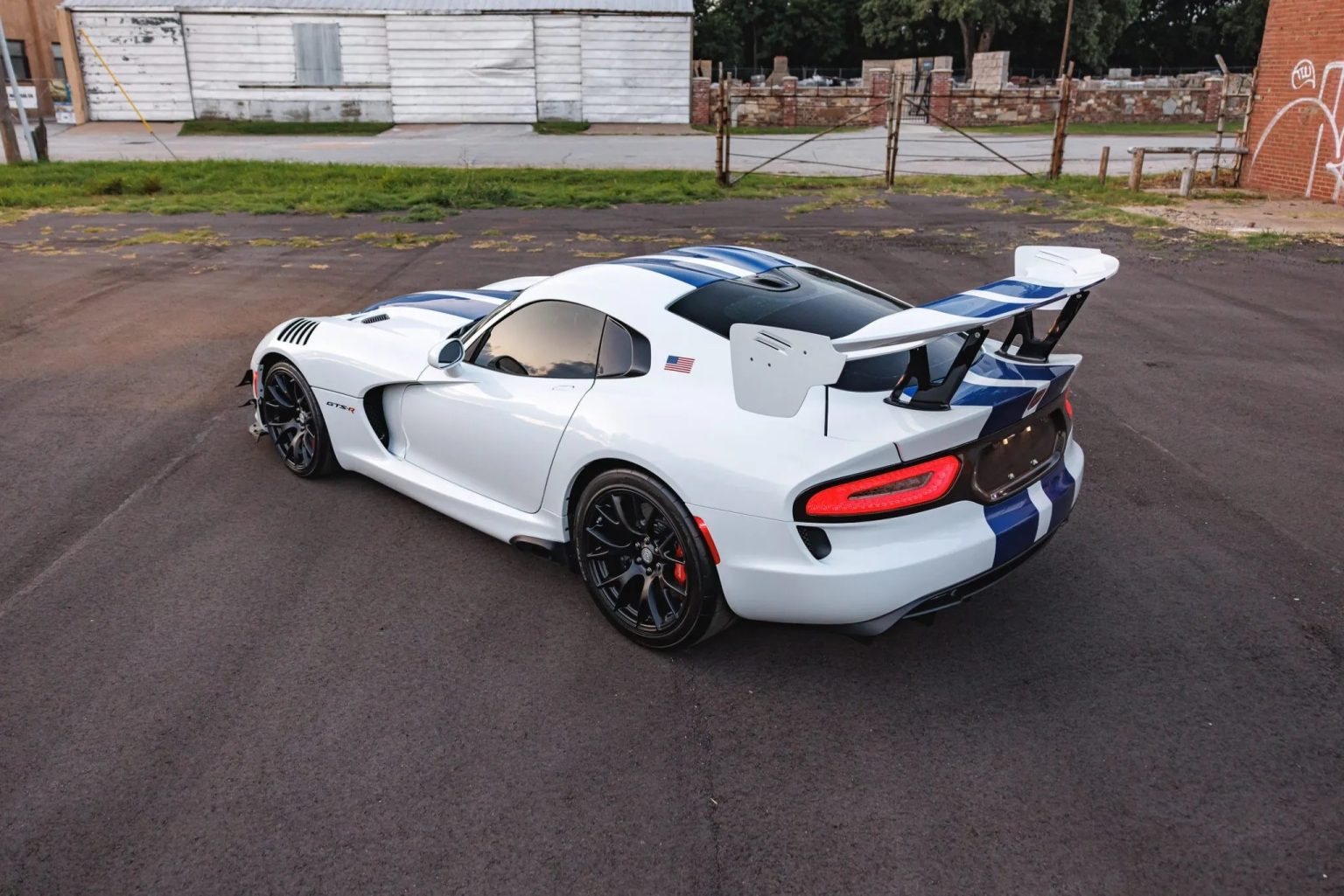 Car Of The Day: 2017 Dodge Viper GTS-R Commemorative Edition ACR
