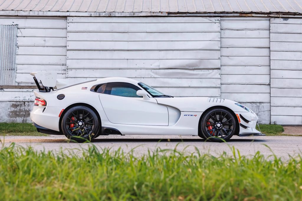 Car Of The Day: 2017 Dodge Viper GTS-R Commemorative Edition ACR