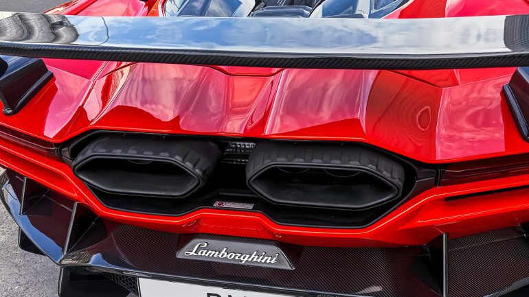 DMC unveils aero and tuning package for the Lamborghini Revuelto