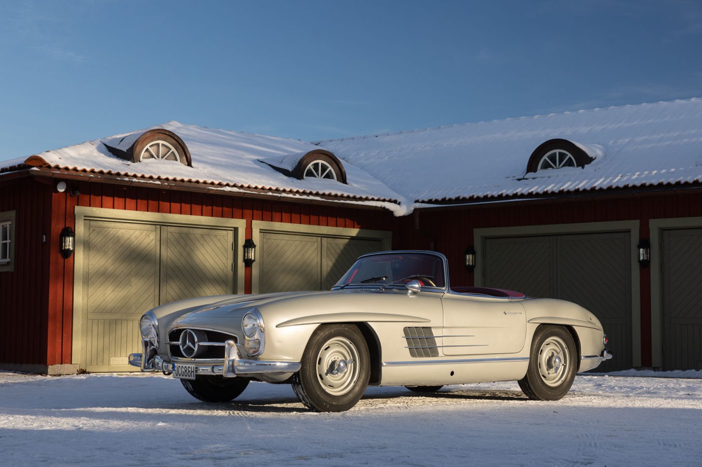 FOR SALE: Rare Mercedes-Benz 300 SL Roadster