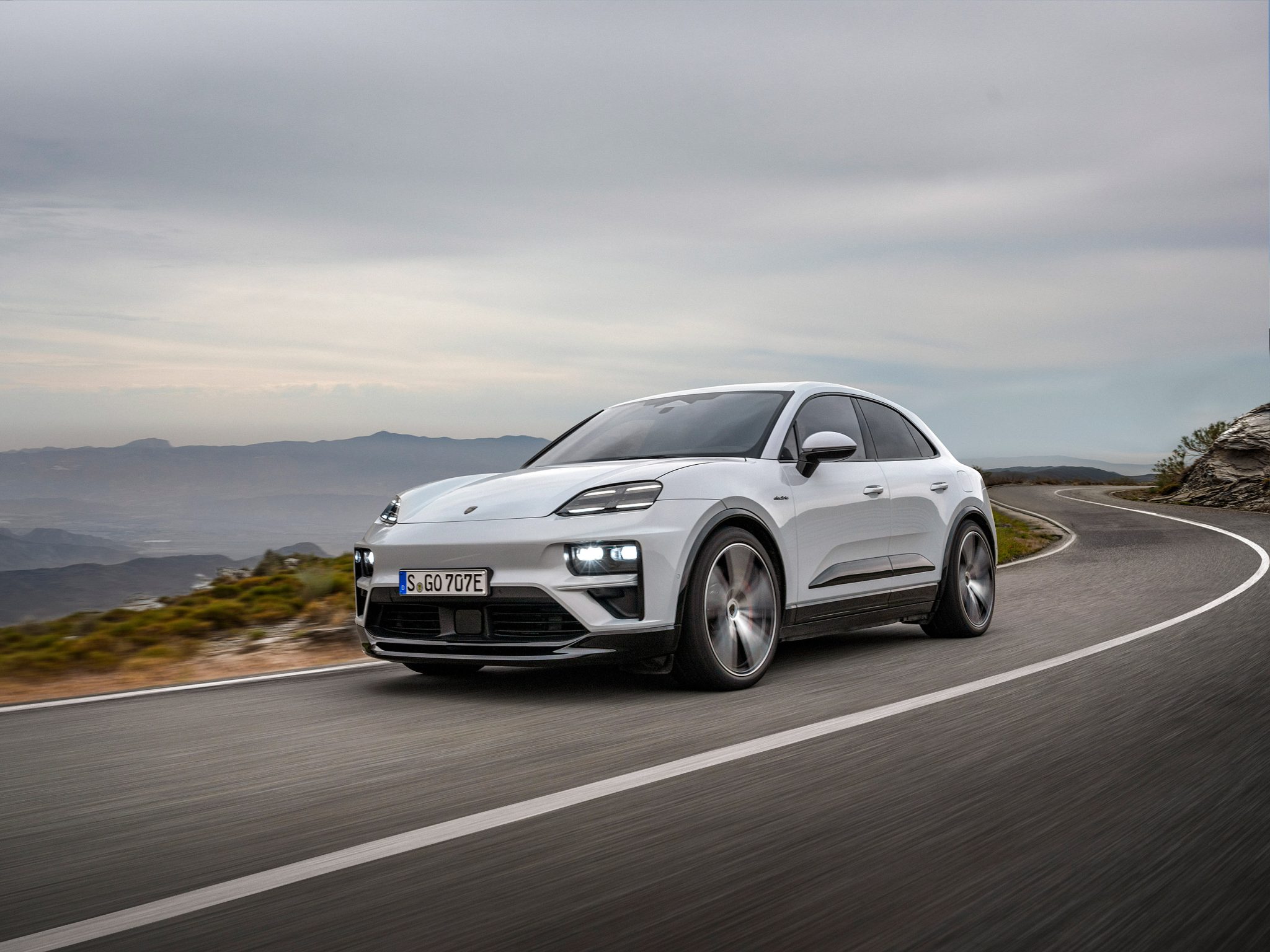 Porsche - Current Lineup (Reviews, Prices & Our Top Picks)