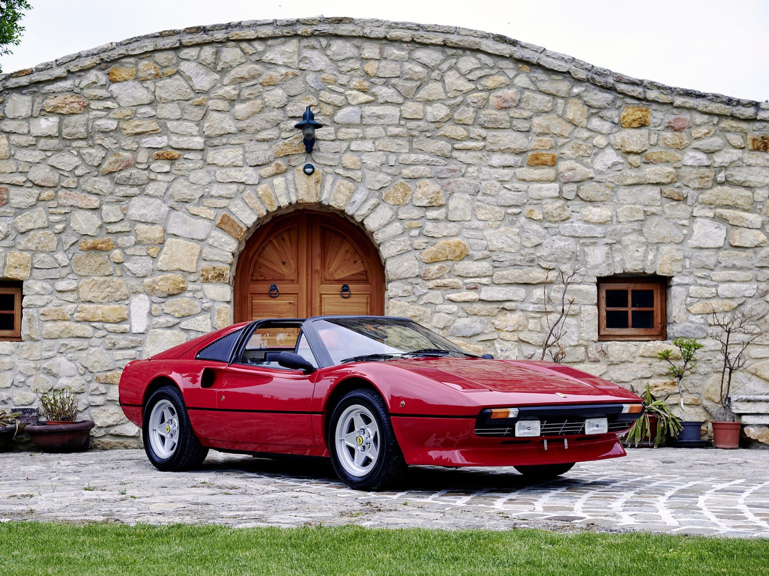 Ferrari 308/328: The Ultimate Guide