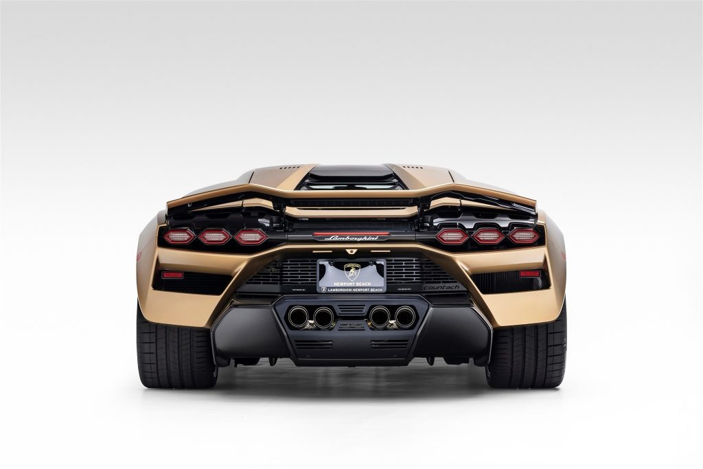 Ultra-Rare Countach LPI 800-4 Up For Grabs