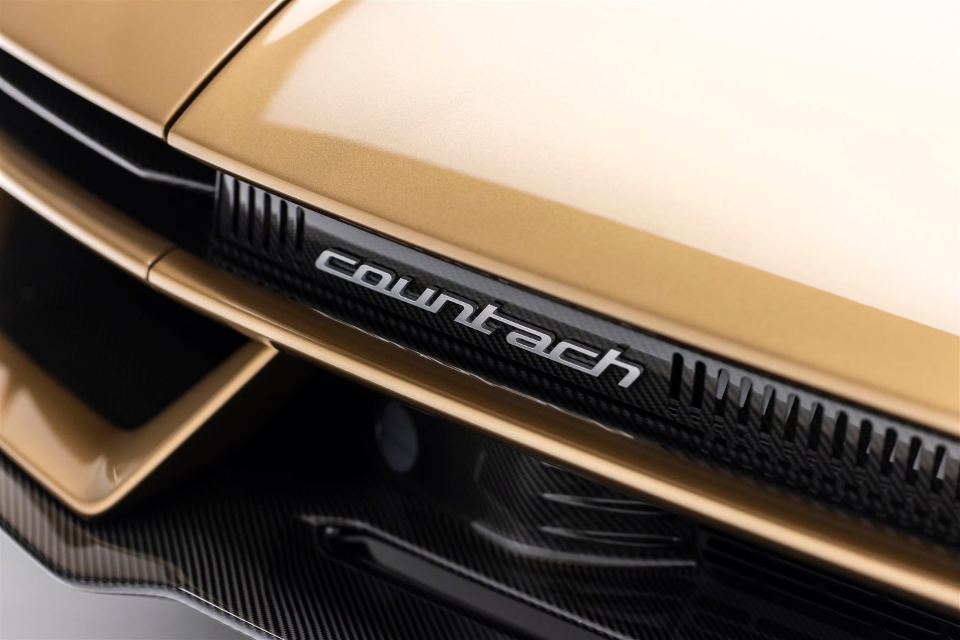 Ultra-Rare Countach LPI 800-4 Up For Grabs