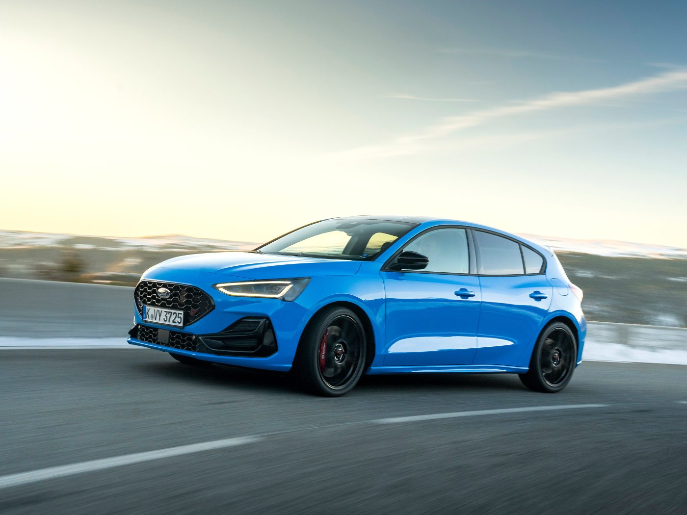 Ford Focus - Ultimate Guide (Generations, Stories & More)