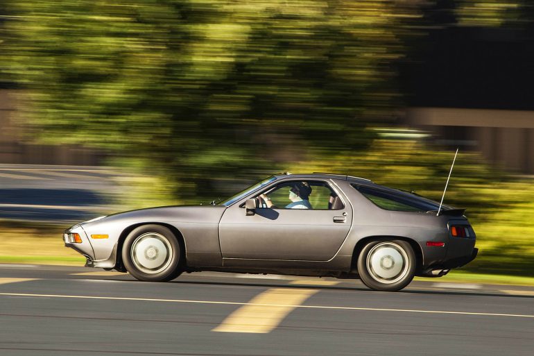 Porsche 928 - Ultimate Guide & Research Hub