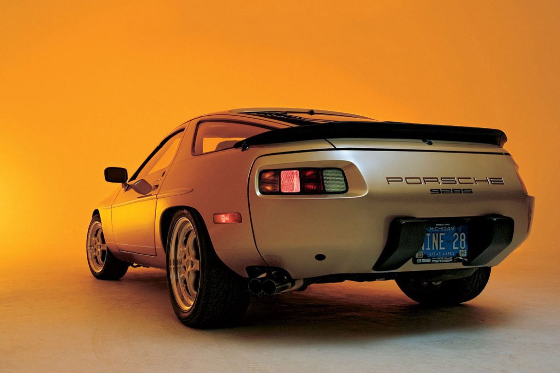 Porsche 928 - Ultimate Guide & Research Hub
