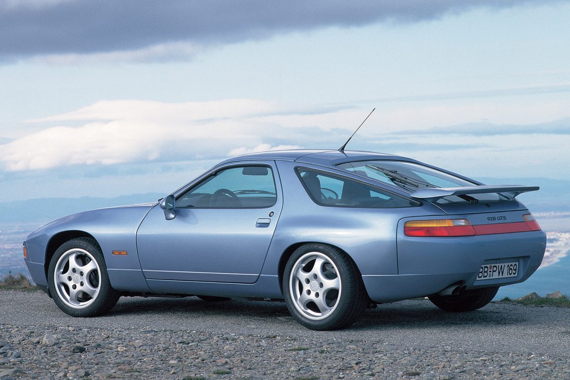 Porsche 928 - Ultimate Guide & Research Hub