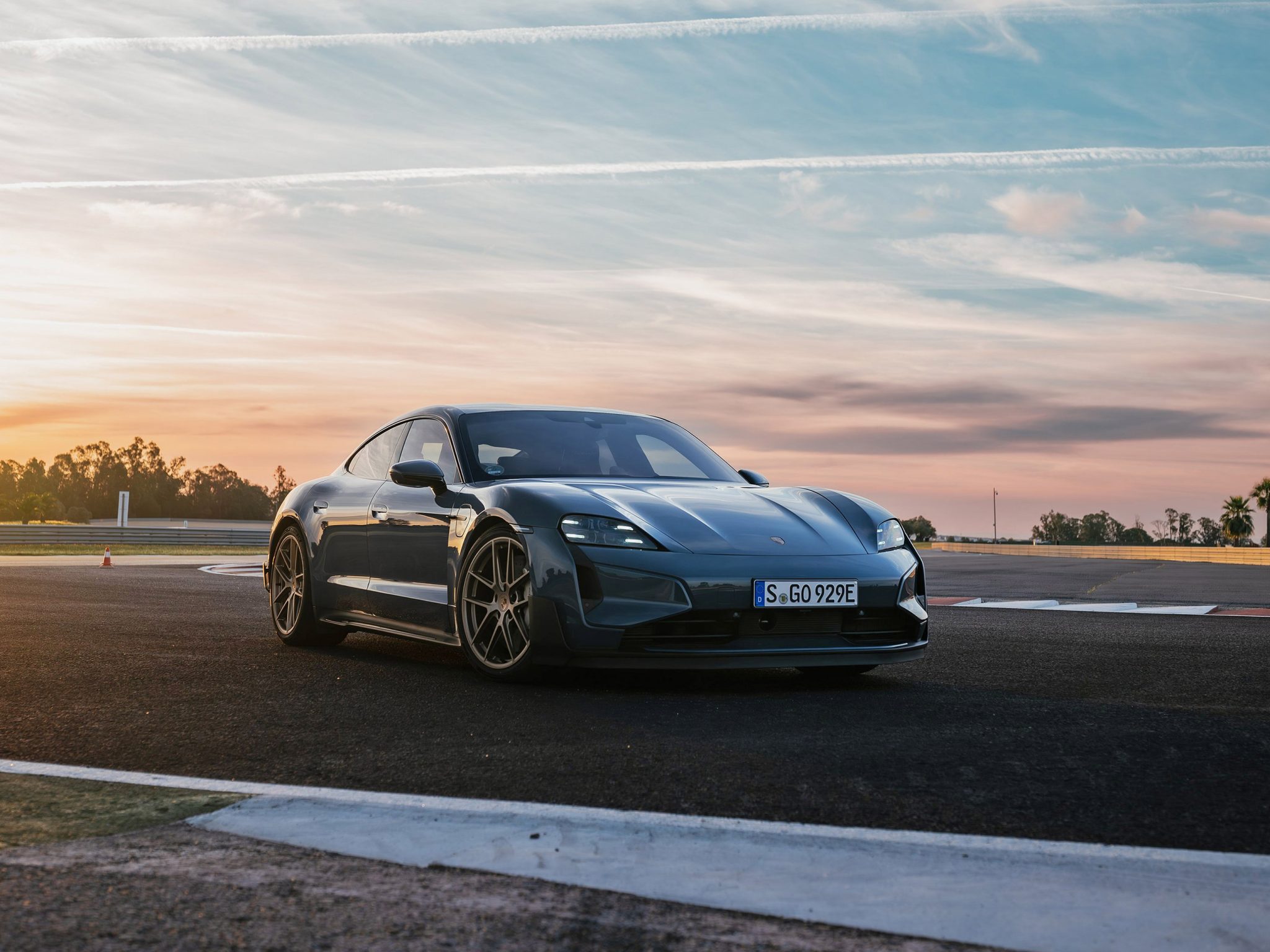 Porsche - Current Lineup (Reviews, Prices & Our Top Picks)