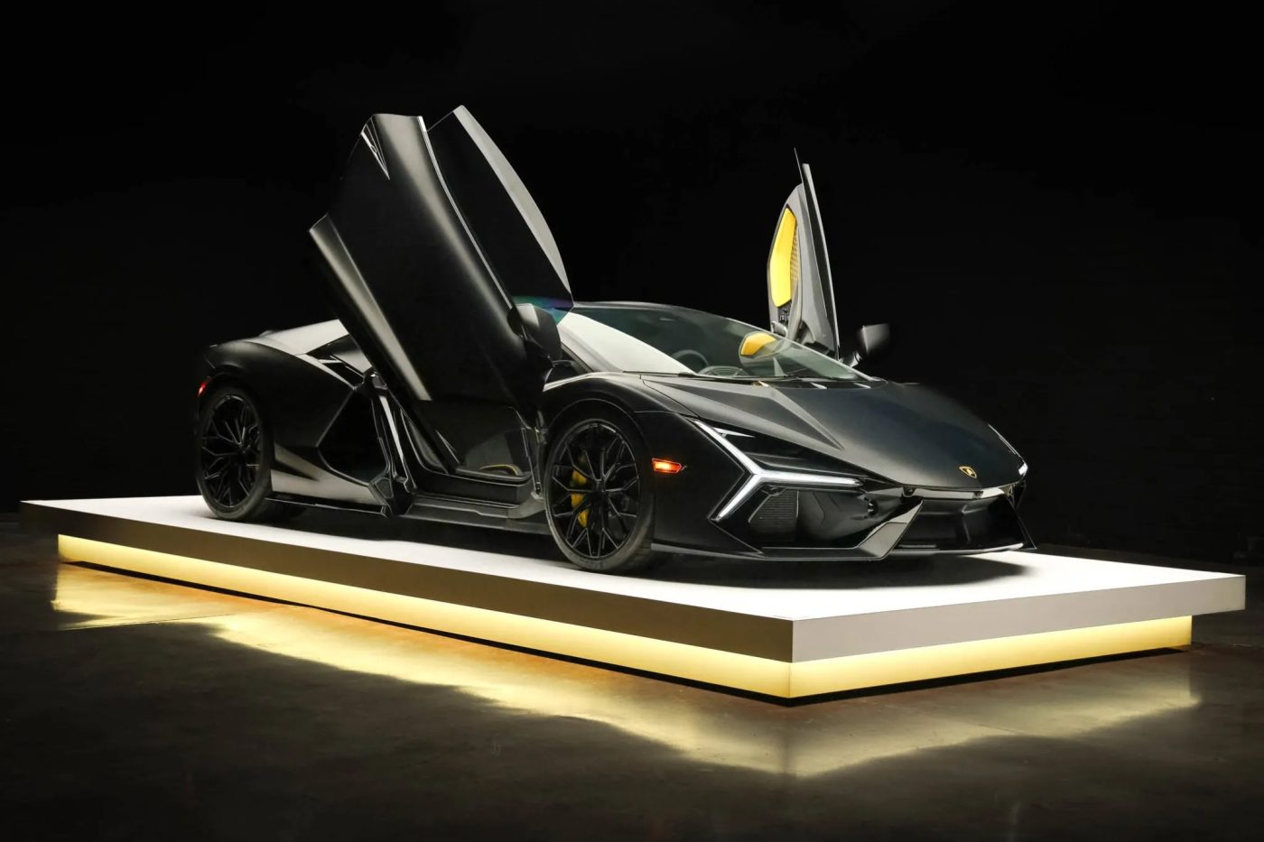 FOR SALE: 2024 Lamborghini Revuelto Live Now on BaT