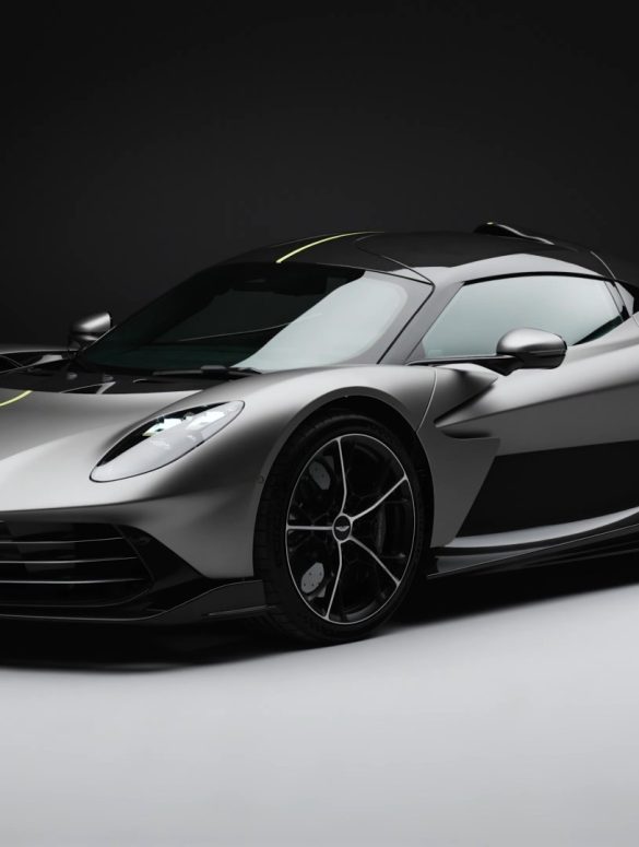 VIDEO: First Look at the New Aston Martin Valhalla