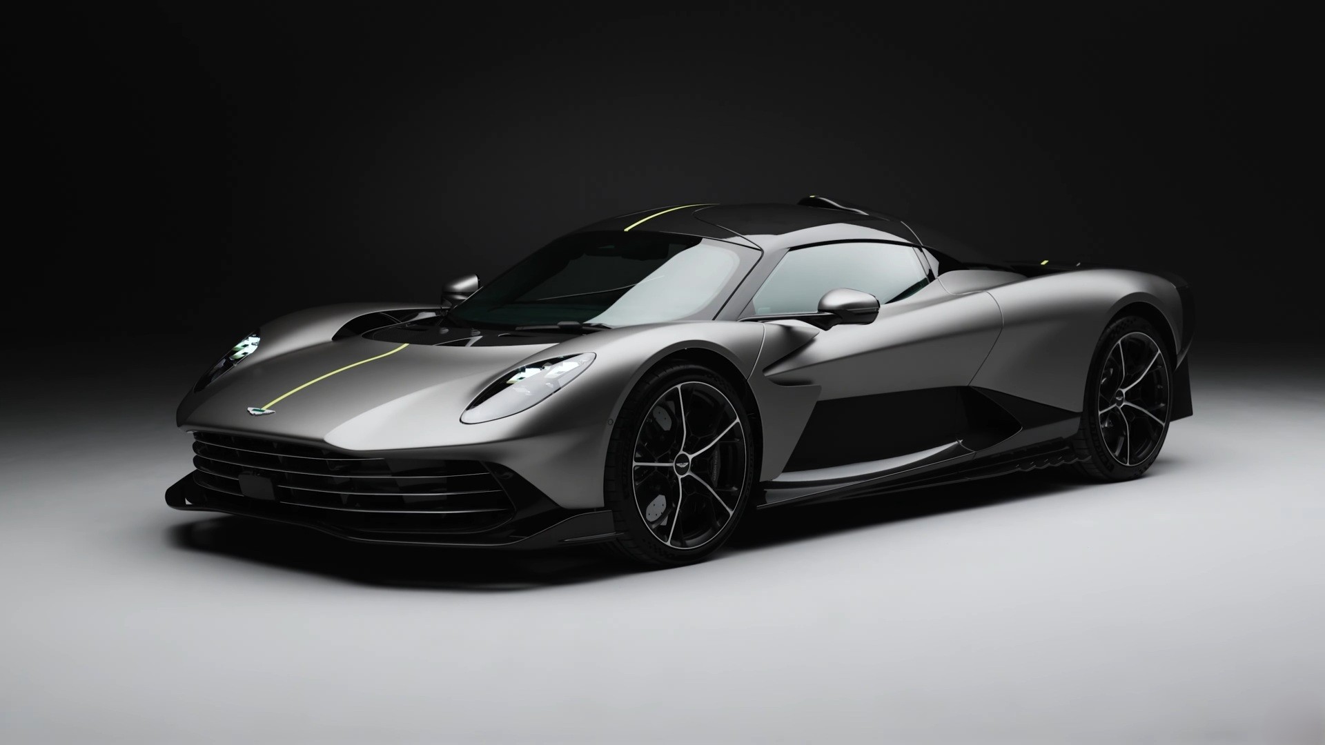 VIDEO: First Look at the New Aston Martin Valhalla
