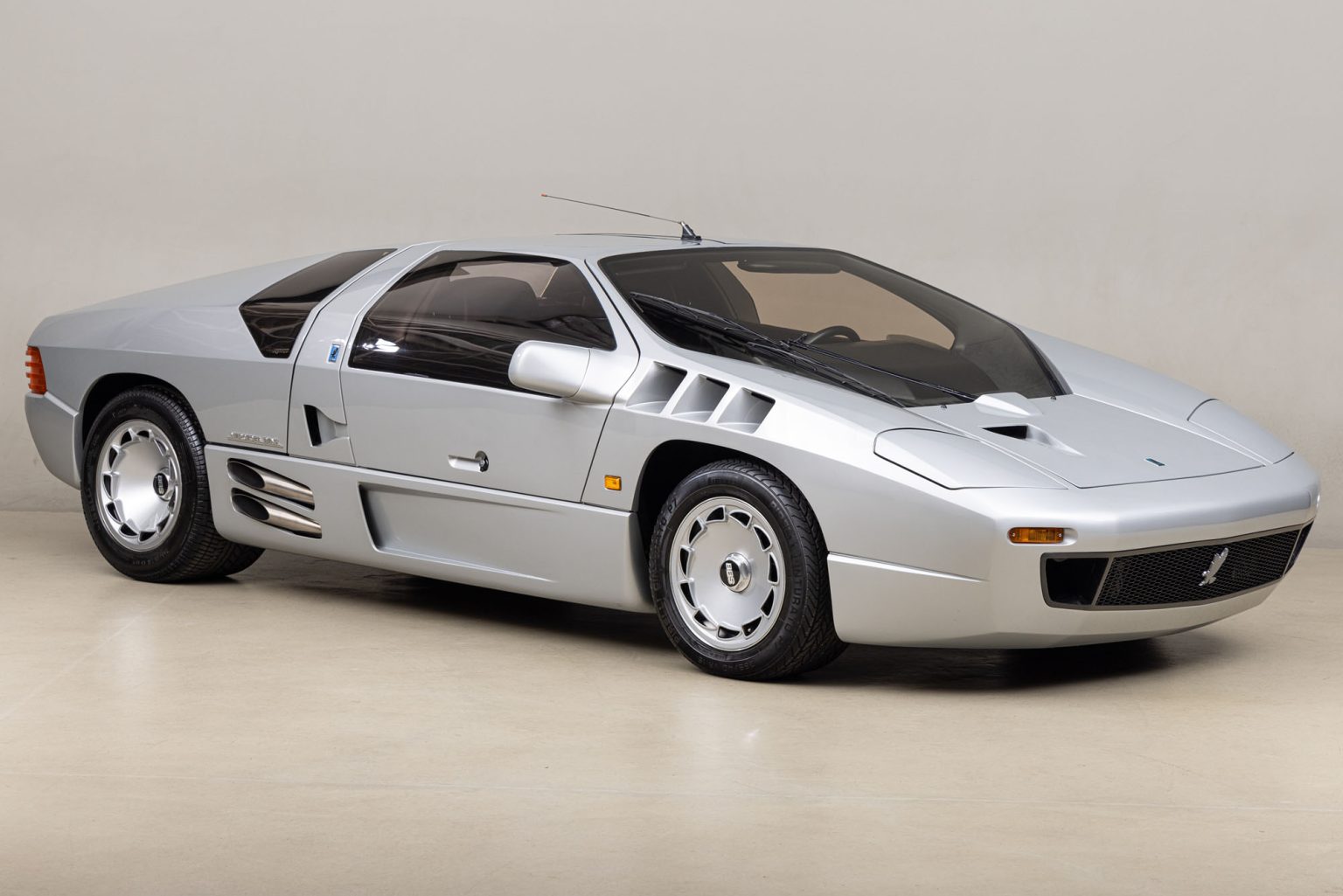 FOR SALE: 1991 Isdera Imperator 108i Series 2