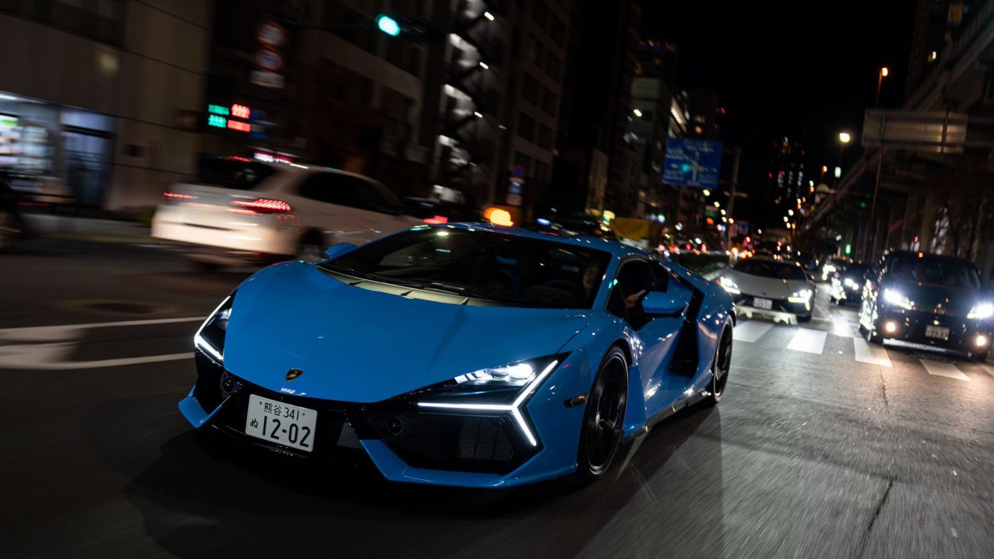 Lamborghinis storm streets of Tokyo