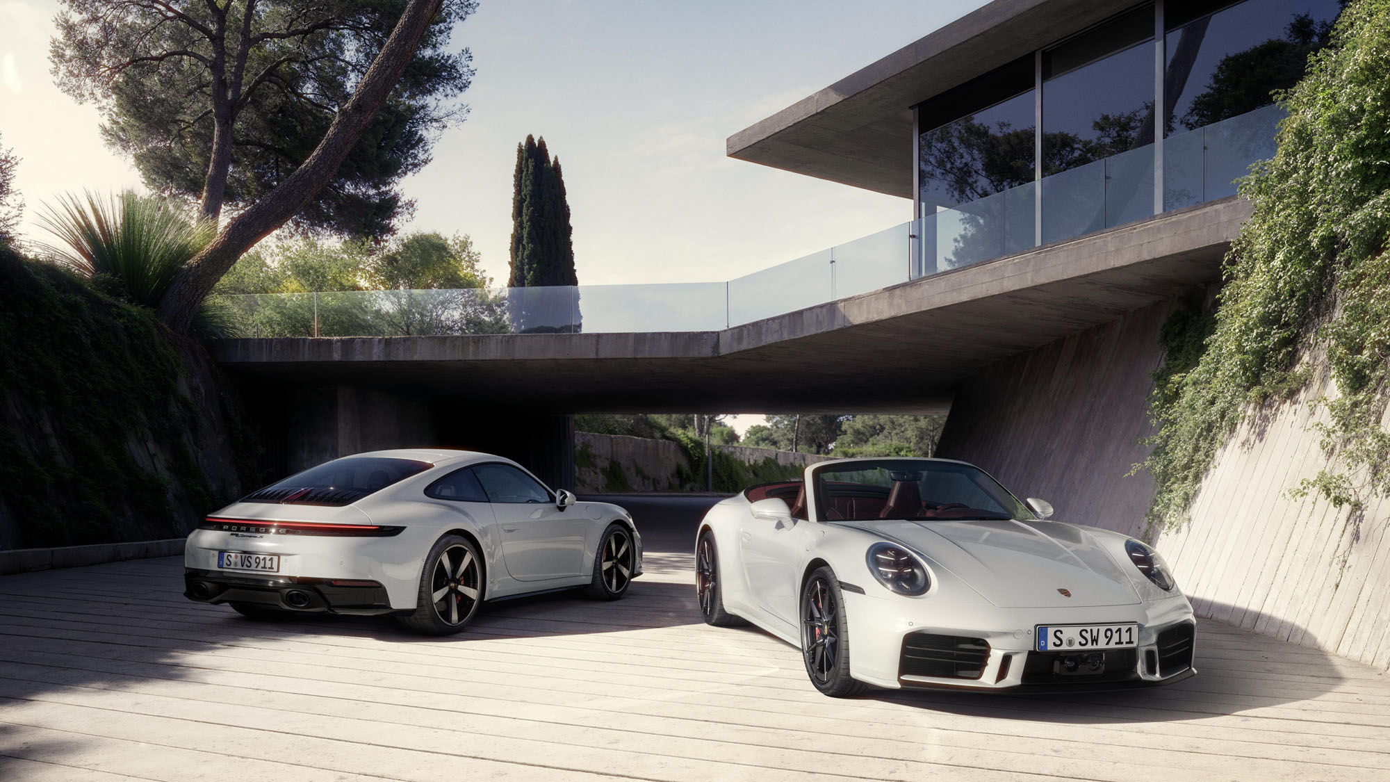 Porsche Unveils the 2025 Porsche 911 Carrera S: A Perfect Blend of ...