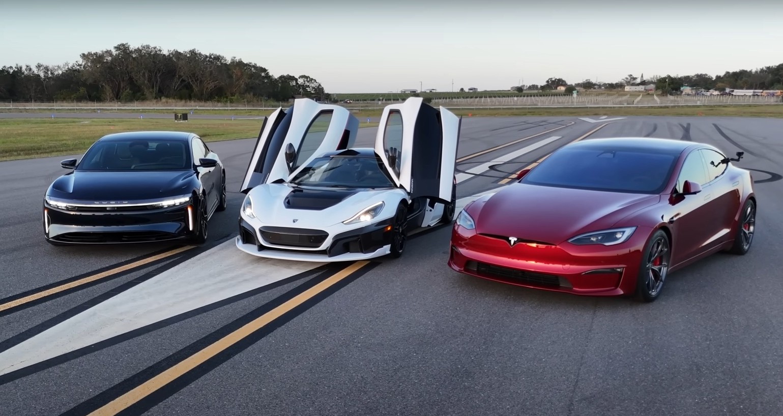 Rimac Nevera Dominates Electric Hypercar Drag Race