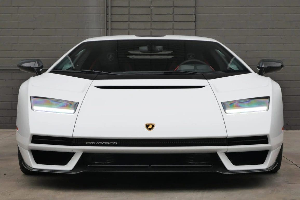 FOR SALE: 2022 Lamborghini Countach LPI 800-4